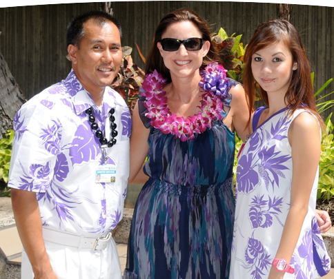 Hawaiian Lei Greetings at Hawaiian Airports - Get Leid in Hawaii